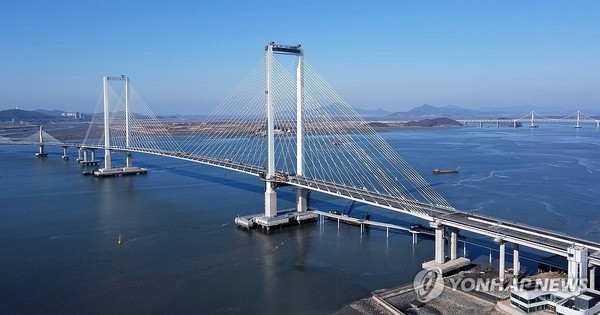 Incheon Third Sea-Crossing Bridge Officially Named “Cheongna Haneul Bridge”